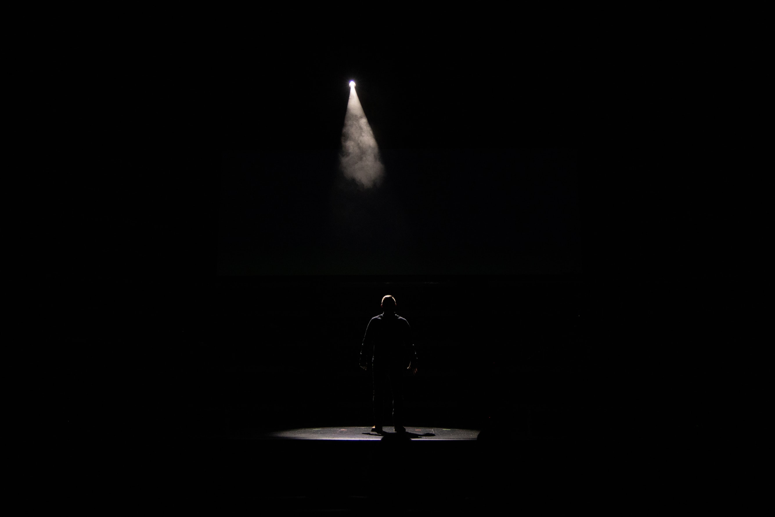 The Spotlight Effect: Center of Attention – Psyche Trail